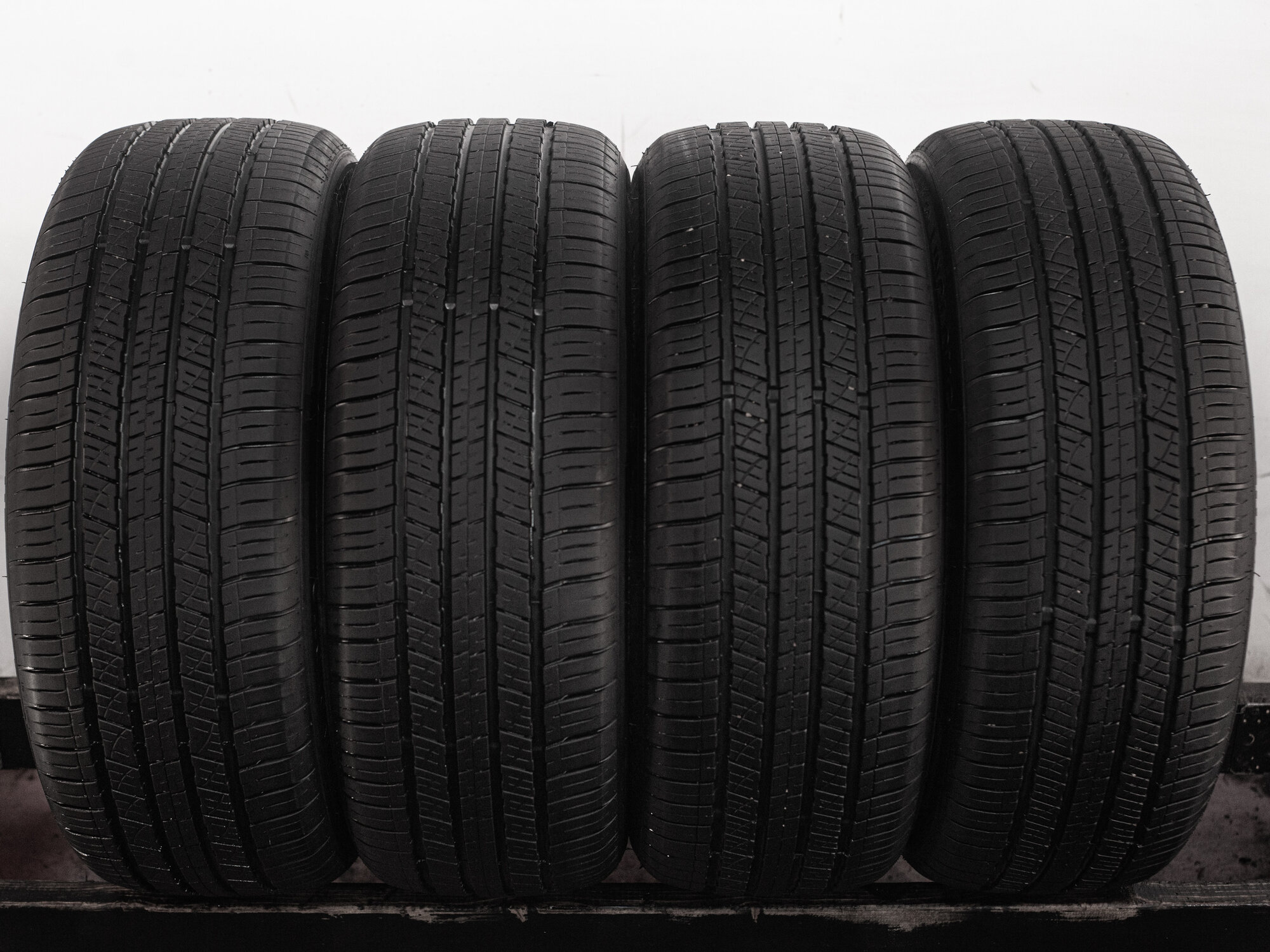 LingLong Green-Max 4x4 HP 215/55 R18 95V