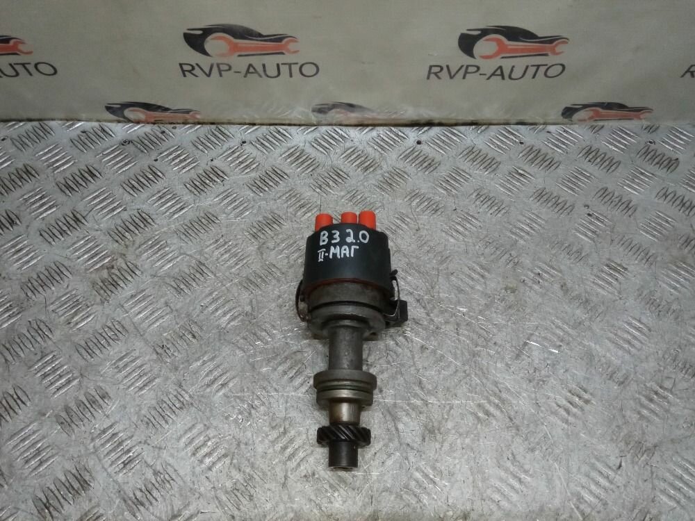 Распределитель зажигания VW Passat B3 1.8 1988-93 Volkswagen