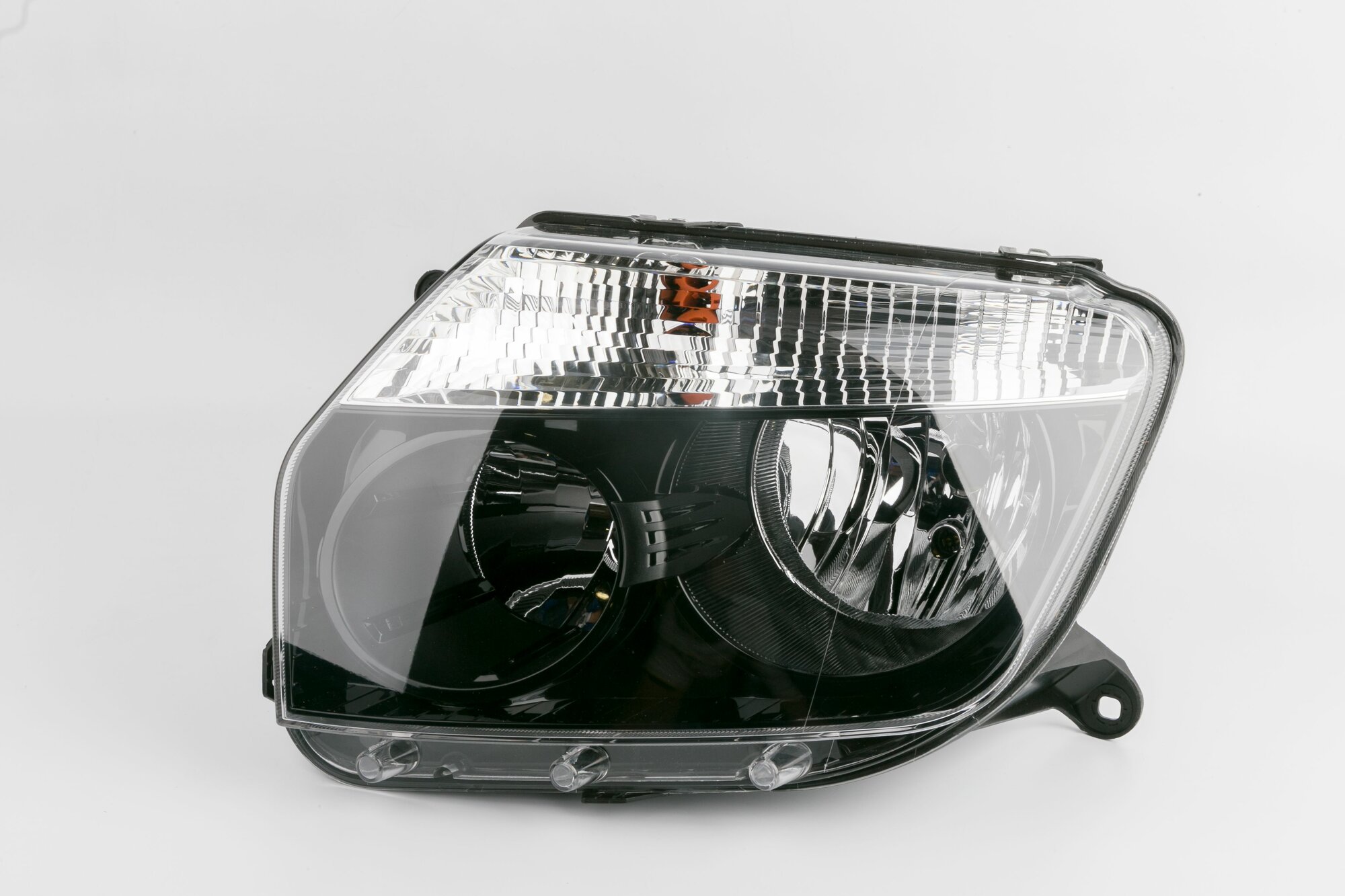 Фара левая для Рено Дастер 2010->, oem 260609877R арт 5511186LLDEM2