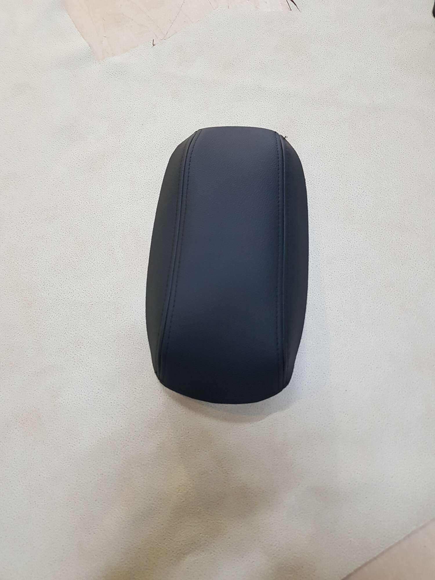 Чехол на подлокотник Honda Civic 4d