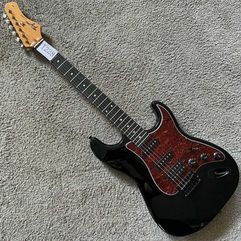 Электрогитара TAGIMA ST Запечённый клен 22 лада SSH Тремоло Незнач. следы