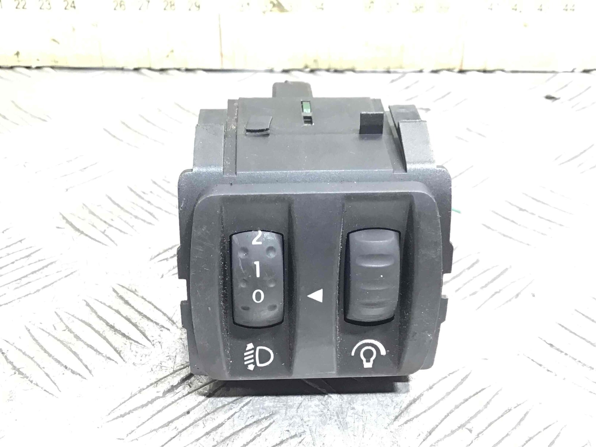 Б/У Кнопка корректора фар Renault Scenic 2 поколение (2003-2006) 2006 г.