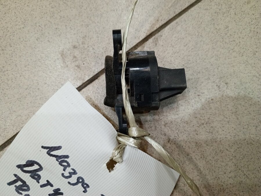 Датчик температуры воздуха от Mazda 3 bk 2003-2009