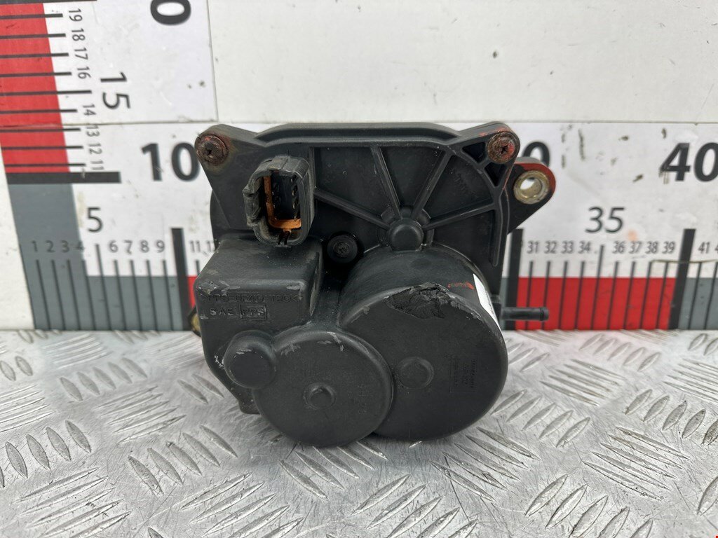 Сервопривод (электропривод моторчик привода) раздаточной коробки Nissan Pathfinder (R51) арт. 2273116