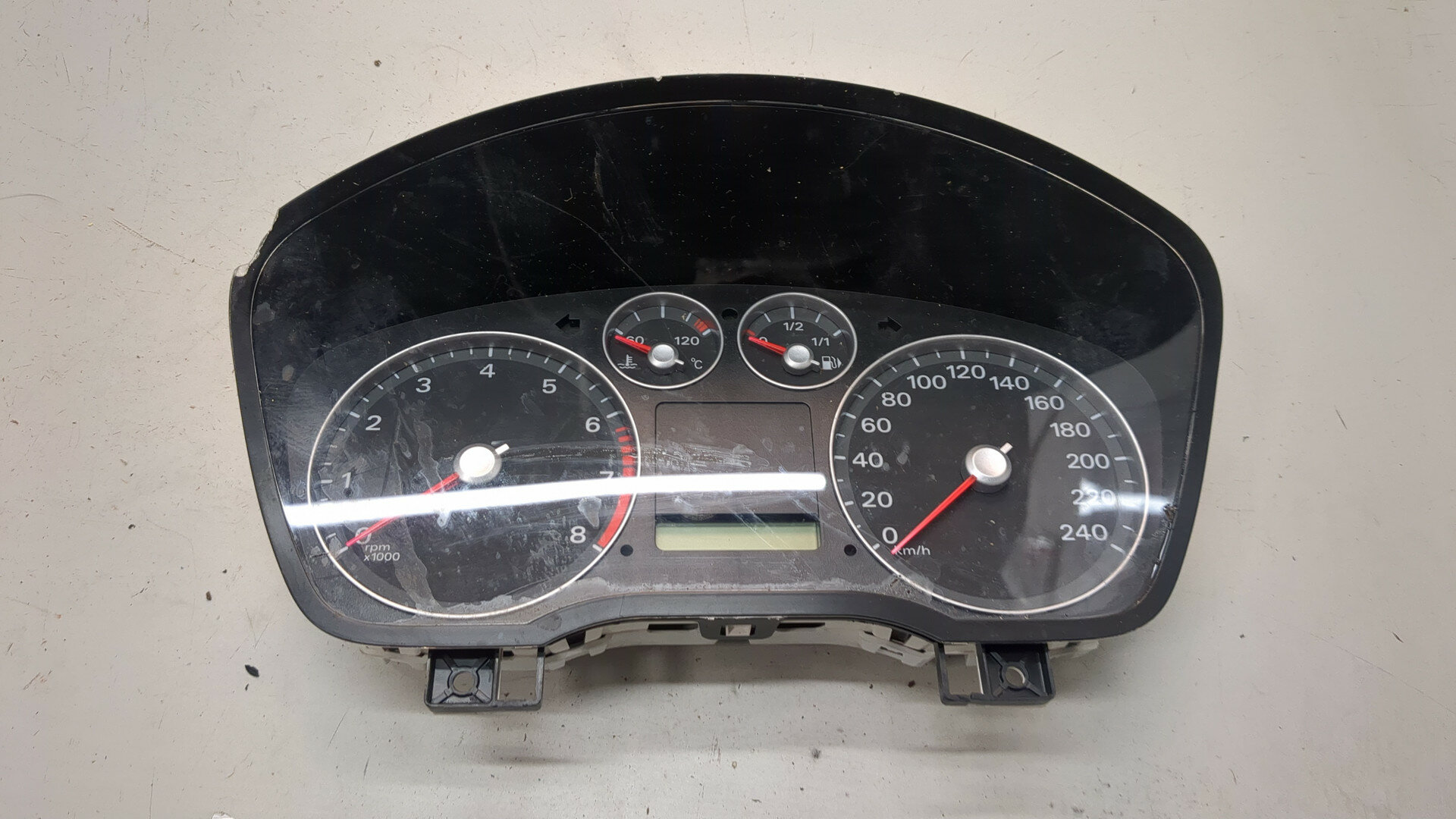 Приборная панель Ford Focus 2 Б/У