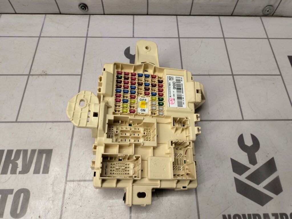 Блок предохранителей Kia Sorento 3 (UM) Prime 2015-2020