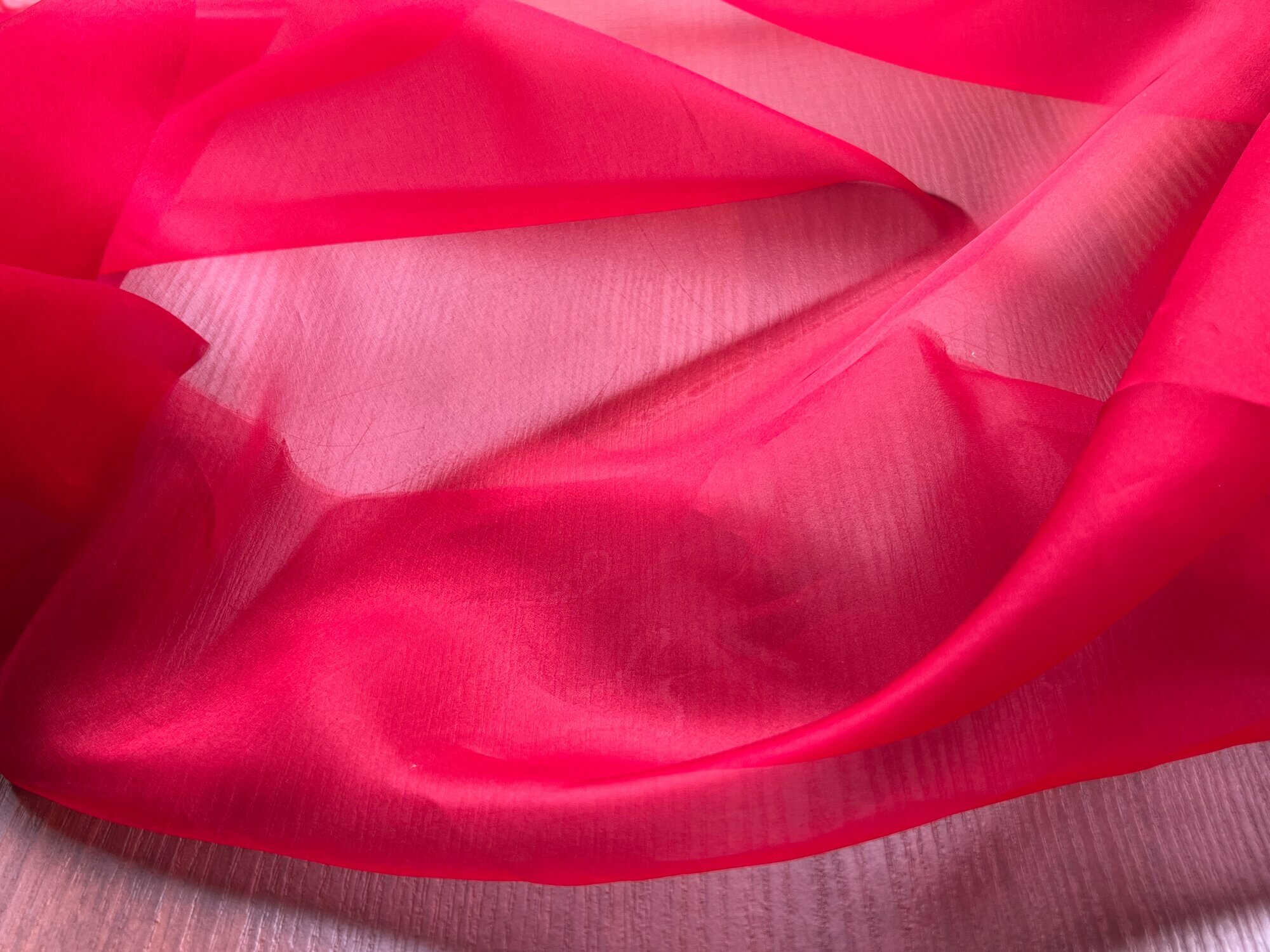 Шёлковая Органза красная, 100% Натуральный Шёлк, 6 Момми Ширина 140 См, Шёлковая Ткань Креп-сатин