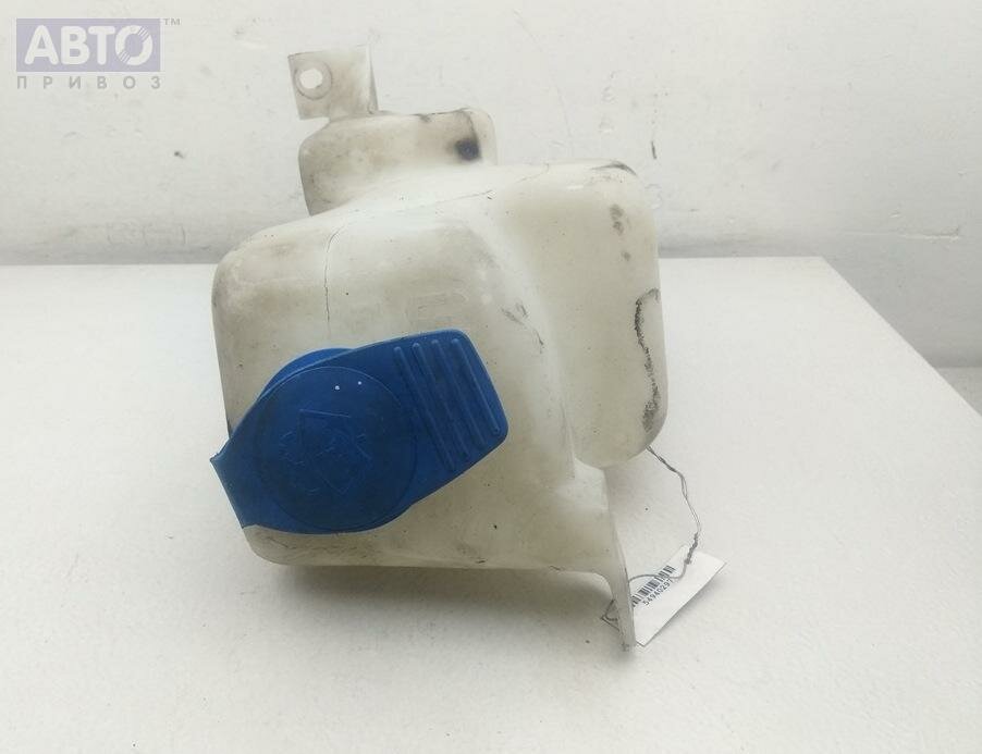 Бачок омывателя Volkswagen Golf-4