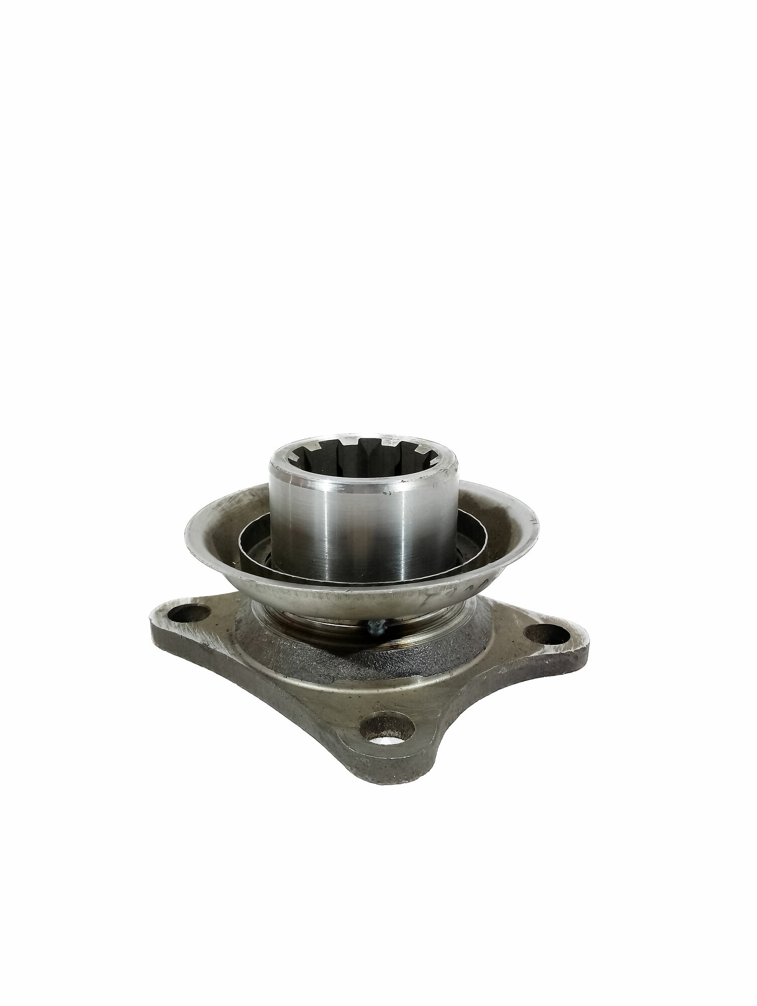 Фланец межосевого дифференциала для автомобилей КАМАЗ.