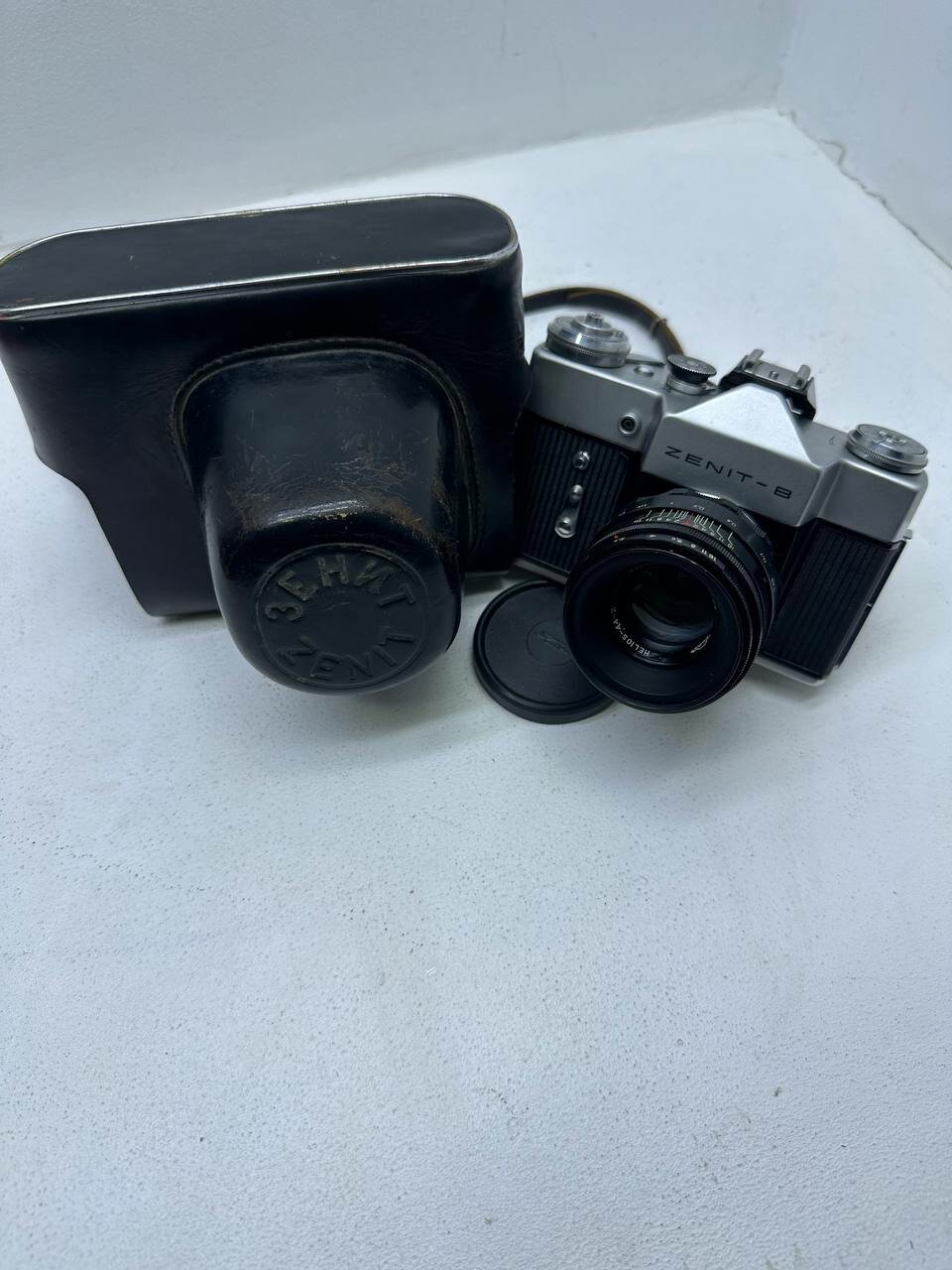 Фотоаппарат Зенит В Helios 44-2, винтаж, СССР, металл, очень хорошая сохранность, серый/чёрный