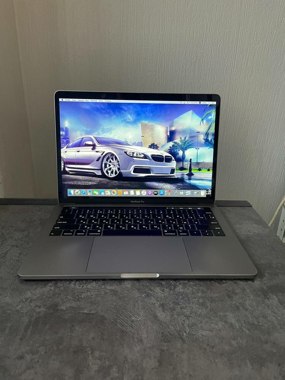 13.3" Ноутбук Apple MacBook Pro 2019, Intel Core i5 1.4 ГГц, RAM 8 ГБ LPDDR3, SSD 128 ГБ, Intel Iris Plus Graphics 645