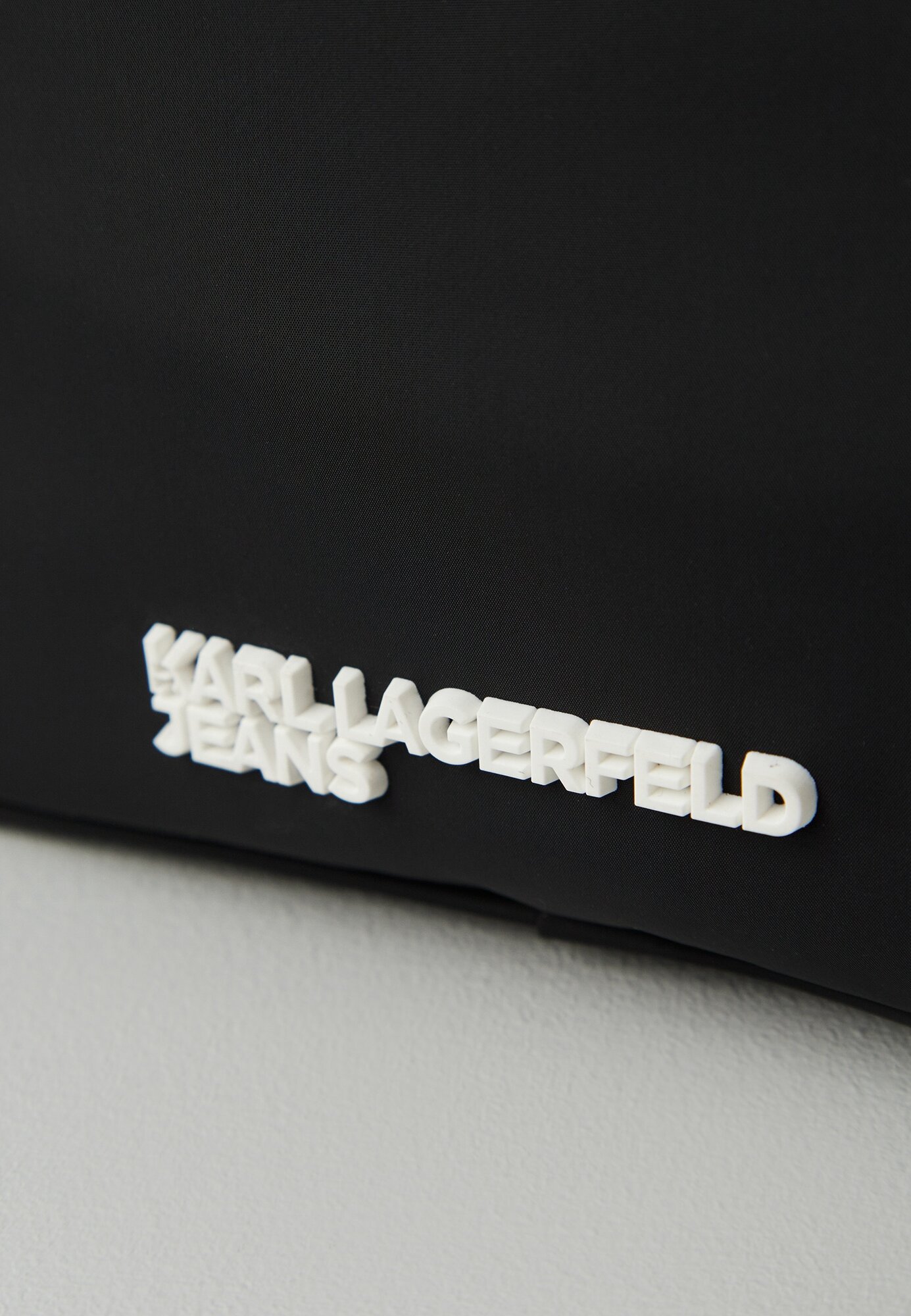 Сумка кросс-боди KARL LAGERFELD JEANS CORD NYLON, фактура гладкая, черный — фото 1
