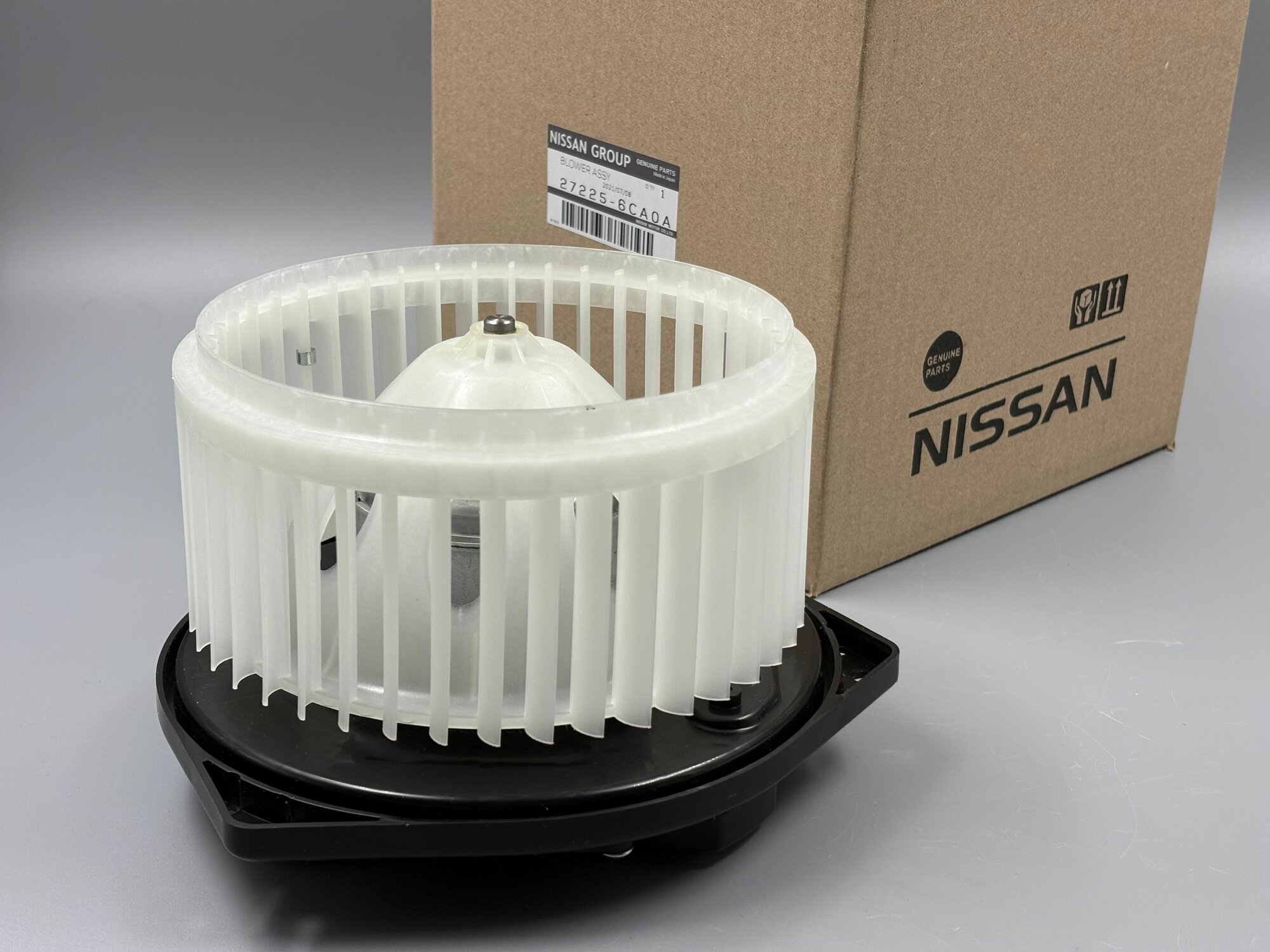 Вентилятор печки NISSAN 272256CA0A оригинал