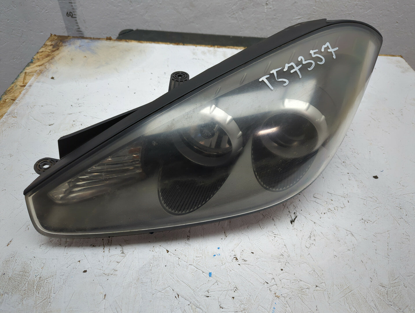 Фара (передняя) левая Hyundai Coupe (Tiburon) Б/У
