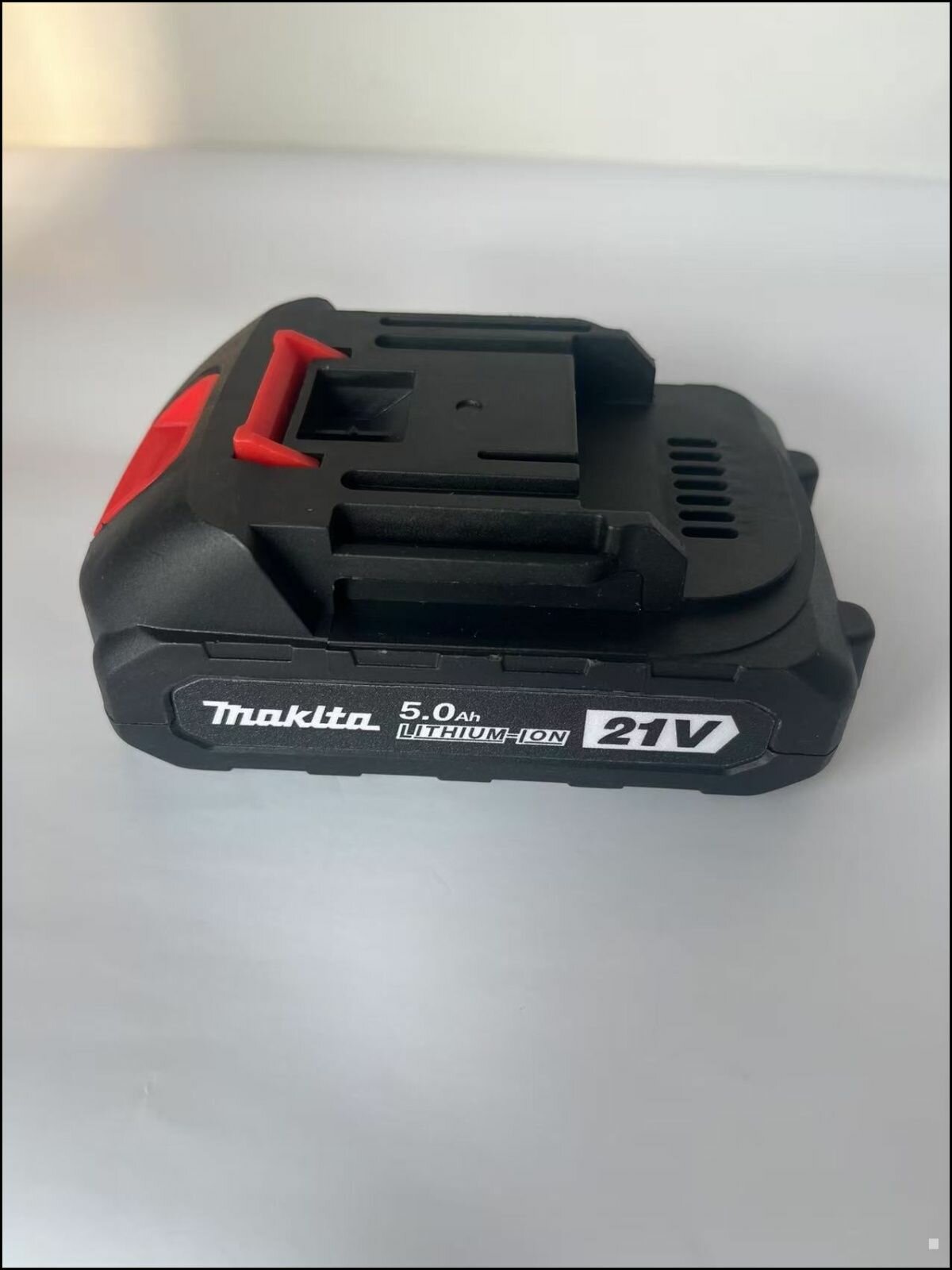 Аккумулятор Makita 24V 5.0 Ач для аккумуляторных инструментов серии LXT, BL, BML, DHR, SK, DDF, DF, DFT