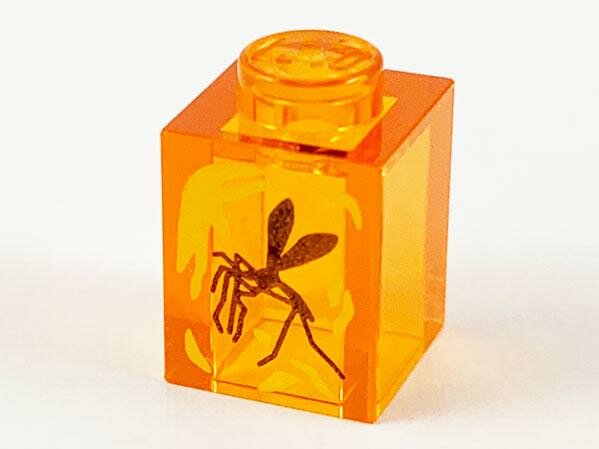 Деталь Lego 3005pb041 Brick 1 x 1 with Yellow Streaks and Black Mosquito in Amber Pattern