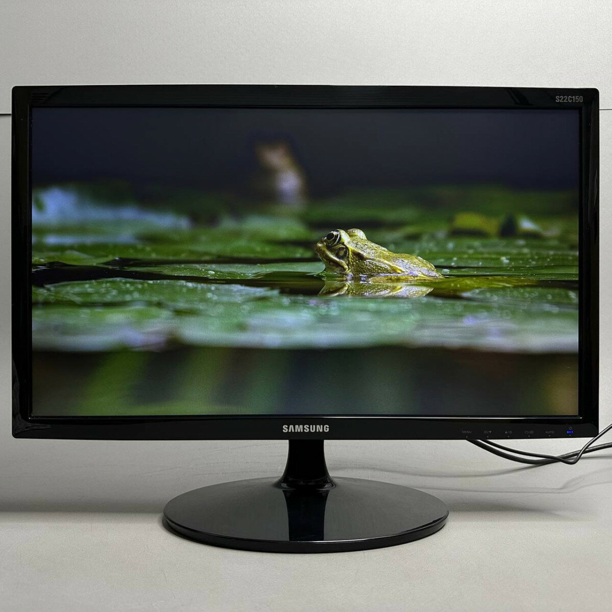 21.5" Монитор Samsung S22C150N, 1920x1080, TN+film, черный