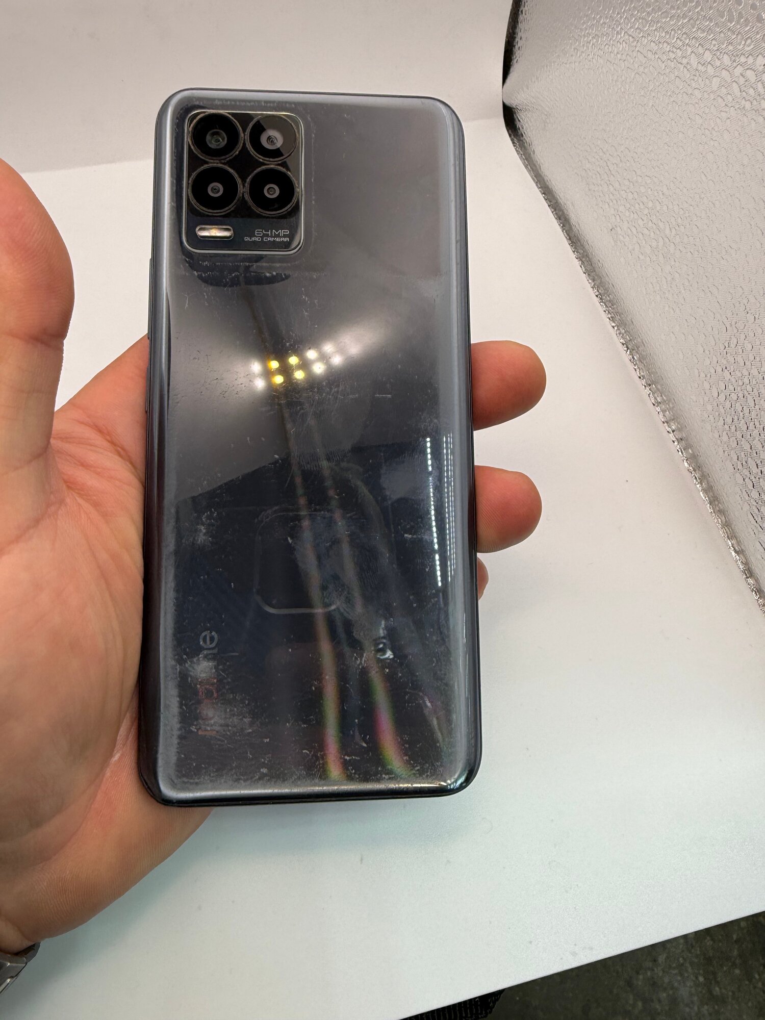 Смартфон Realme 8 6/128 ГБ, 6.4" Super AMOLED, NFC, черный, Б/У