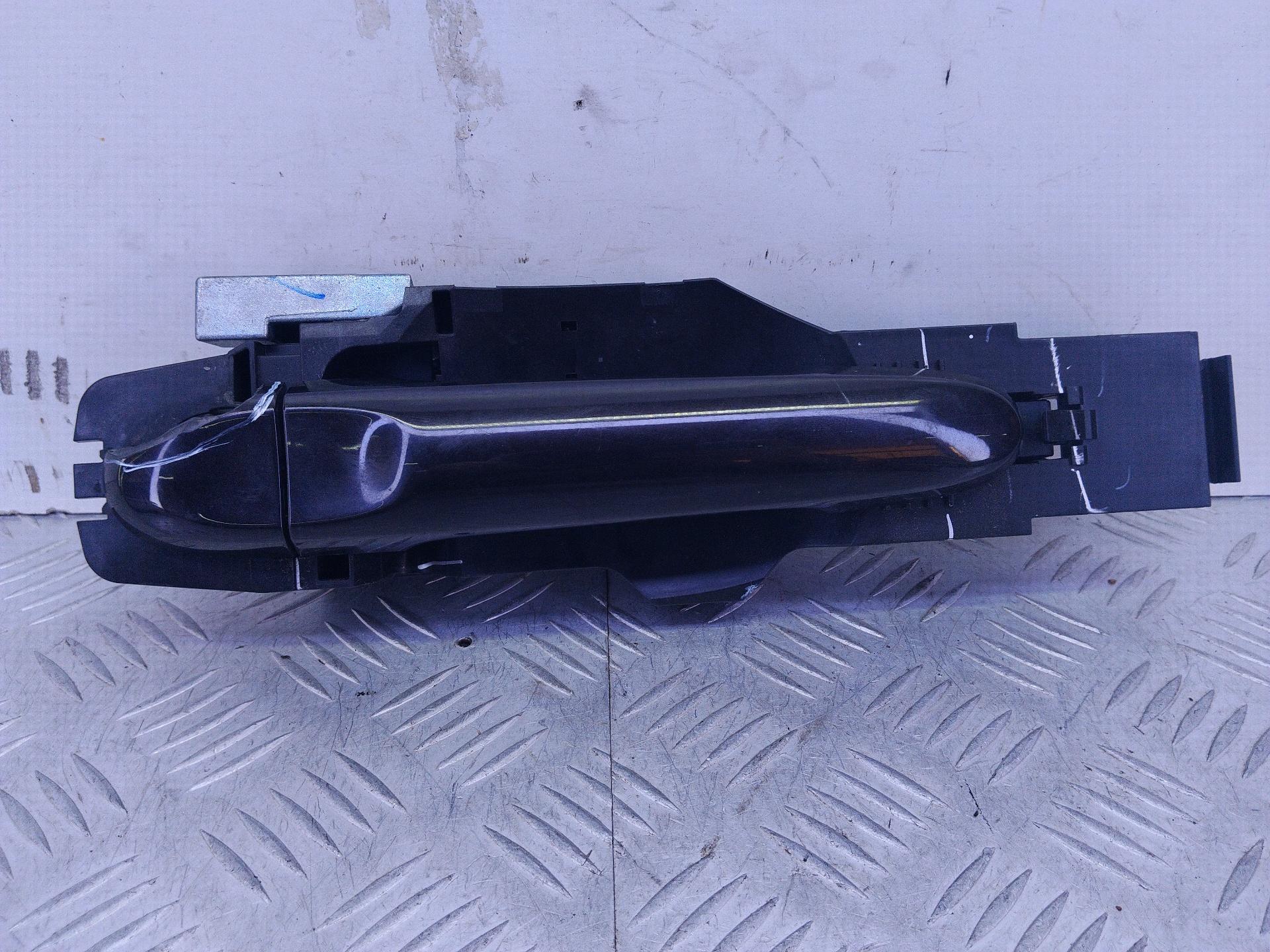 Ручка наружная двери передней правой Nissan Micra K13 2011