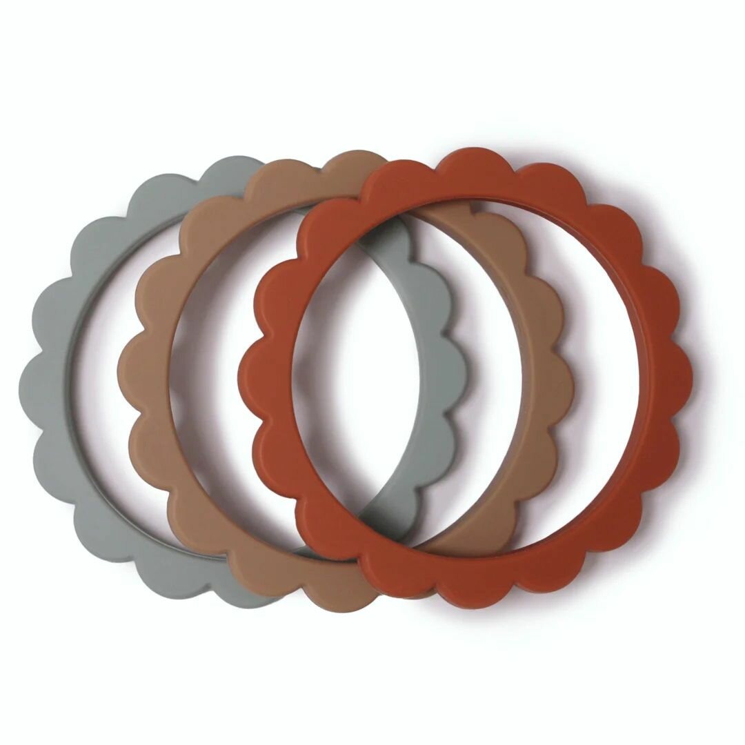 Прорезыватель для зубов силиконовый MUSHIE (набор 3 шт) Flower Bracelet Cambridge Blue/Clementine/Natural
