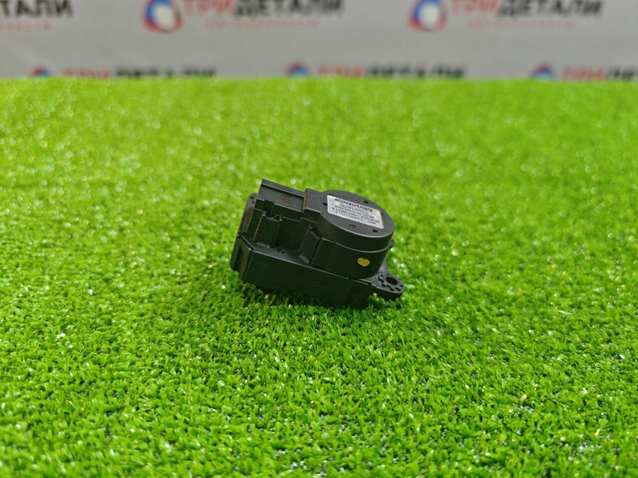 Сервопривод заслонки печки Mitsubishi Outlander 2.0 4B11 2018 (б/у)