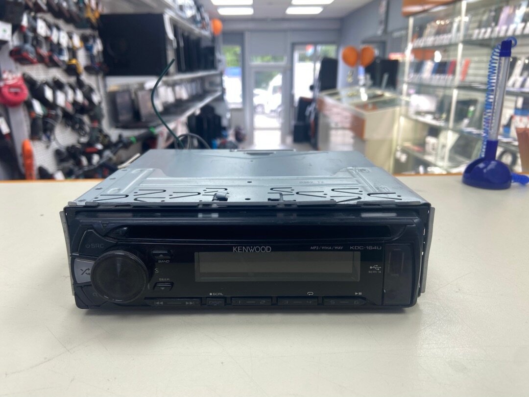 Автомагнитола Kenwood KDC-164UR, без Bluetooth, Б/У, Уценка.