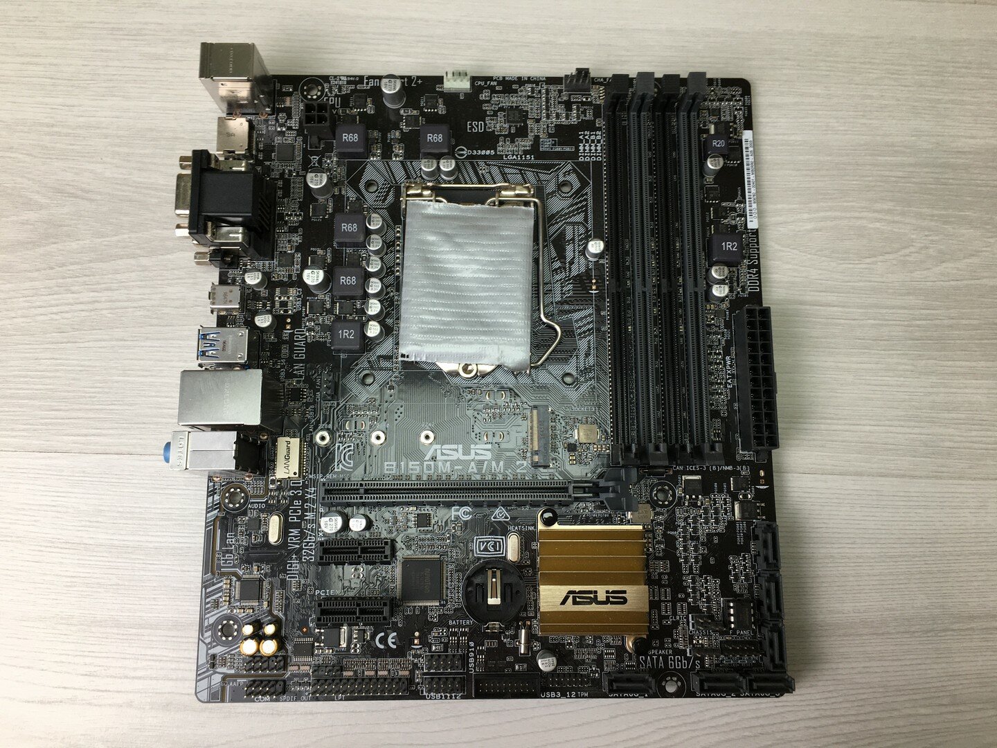 Материнская плата S-1151 ASUS B150M-A/M.2, B150M/4xDDR4/SATA/Lan/M.2/USB3.0/USB TypeC/VGA/DVI/HDMI/Sb/mATX без планки