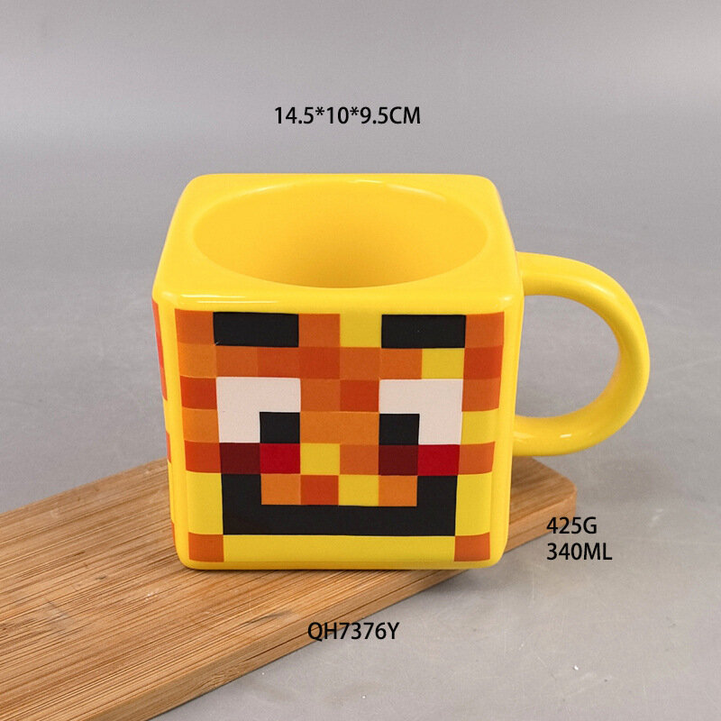 Тщательно отобранные товары по игре Minecraft: кружка с Марио, квадратная кружка с изображением Зельды, двухслойная кружка с крипером из TNT.