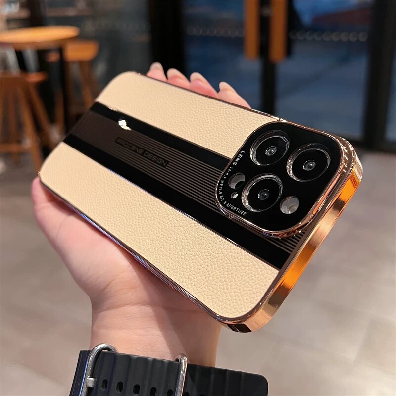 Кожаный чехол с рисунком под кожу в стиле Порше для iPhone 15, желтый, с закаленным стеклом