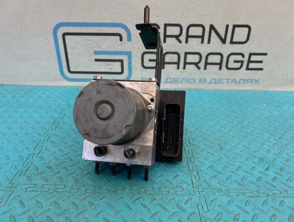Блок ABS BMW X3 2007 E83 M57D30 3.0 OEM 34513450270