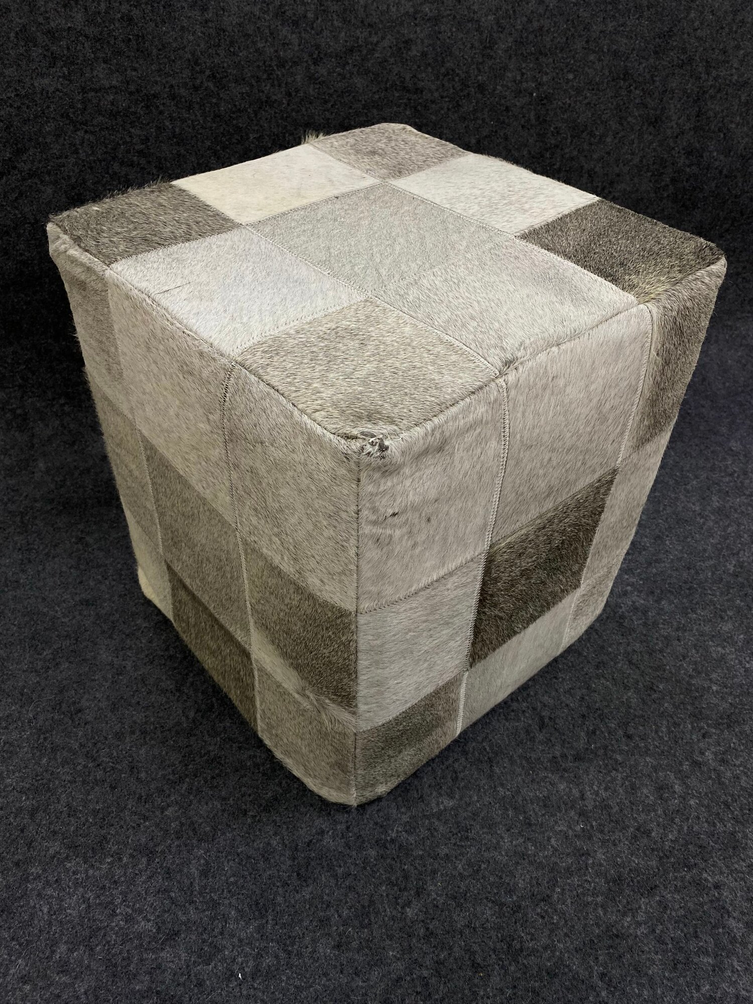 Пуф Ковровый дом, квадратный, 40x40см, бежево-серо-костный, натуральная кожа