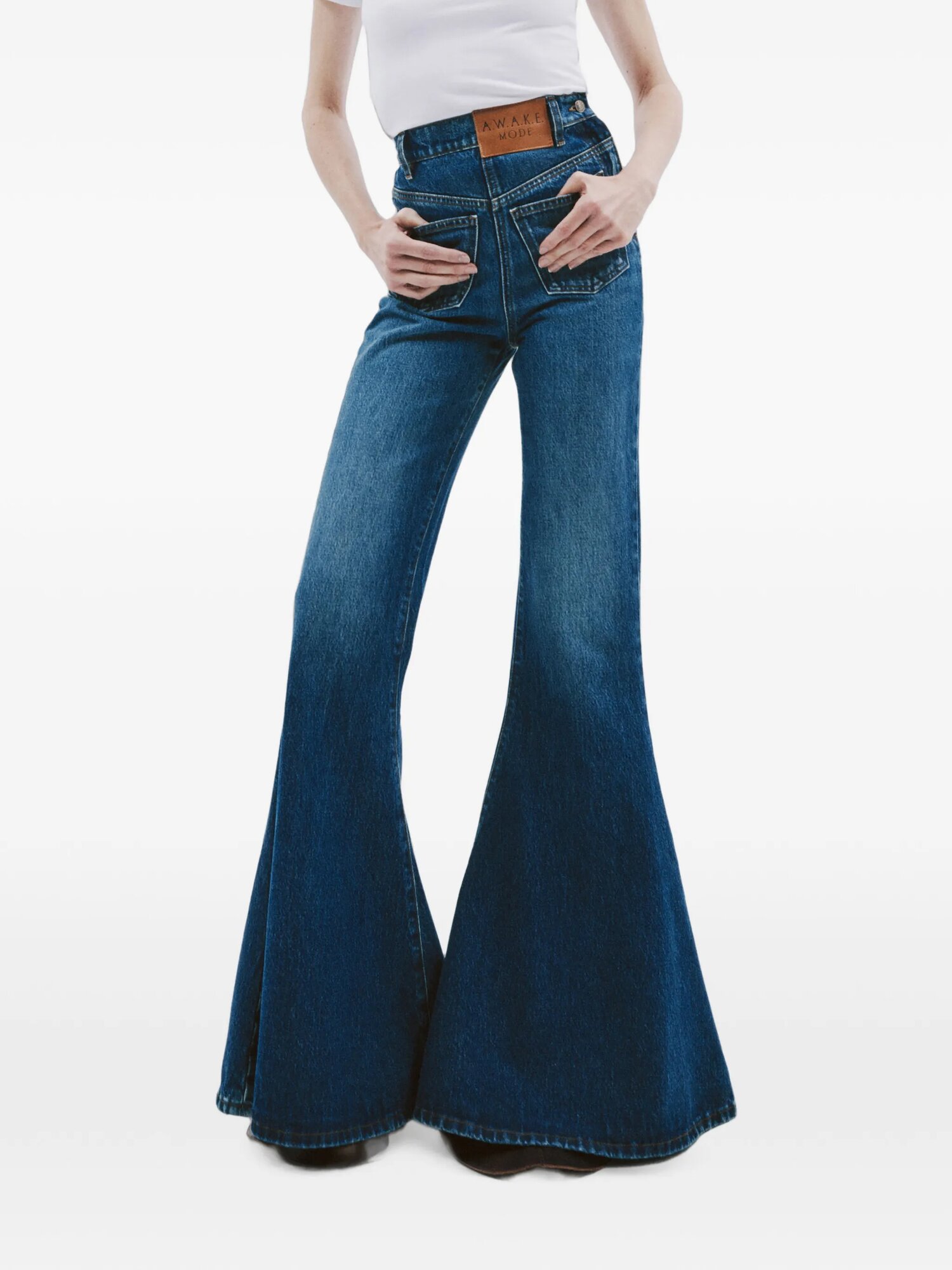 Джинсы A.W.A.K.E.MODE Flared mirror jeans, размер 46 — фото 1