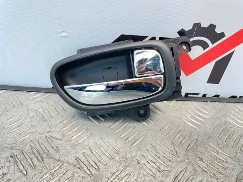 Ручка двери внутренняя Hyundai Elantra 2010 826200Q000 HD G4FC, задняя правая (с пробегом)