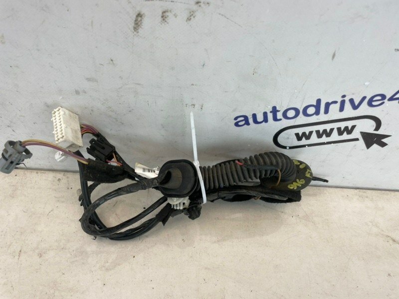 Проводка двери Renault Sandero 2012 241252629R BS1Y K4MC697, передняя левая (с пробегом)