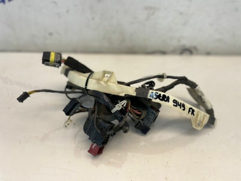 Проводка двери Opel Astra 2008 6284444 L69 Z16XER, передняя правая (с пробегом)