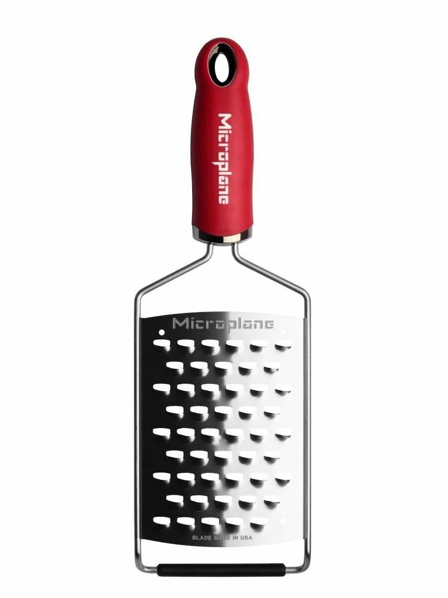 Сверхгрубая терка Microplane Gourmet Ultra Coarse серии Gourmet - Прочная терка для сыра и овощей из нержавеющей стали с нескользящей ручкой для кухни, профессионального приготовления пищи.
