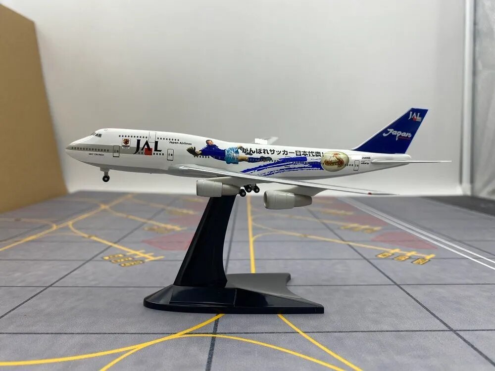 Модель самолета из сплава Herpa 1/400 JAL Boeing 747-400 B777-300 White Box