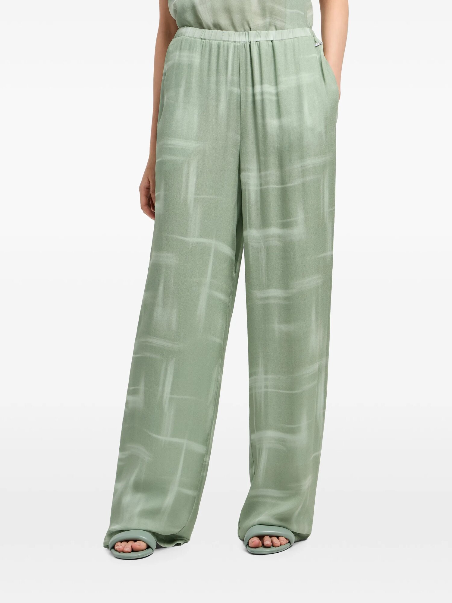 Брюки Armani Exchange Wide-leg trousers, размер 2, зеленый — фото 1