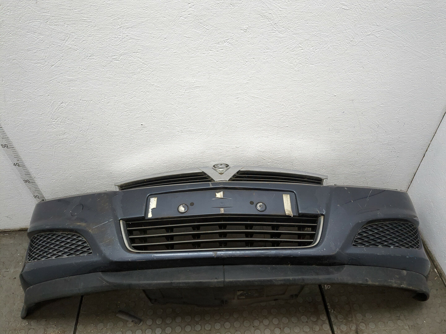 Бампер передний Opel Astra H Б/У