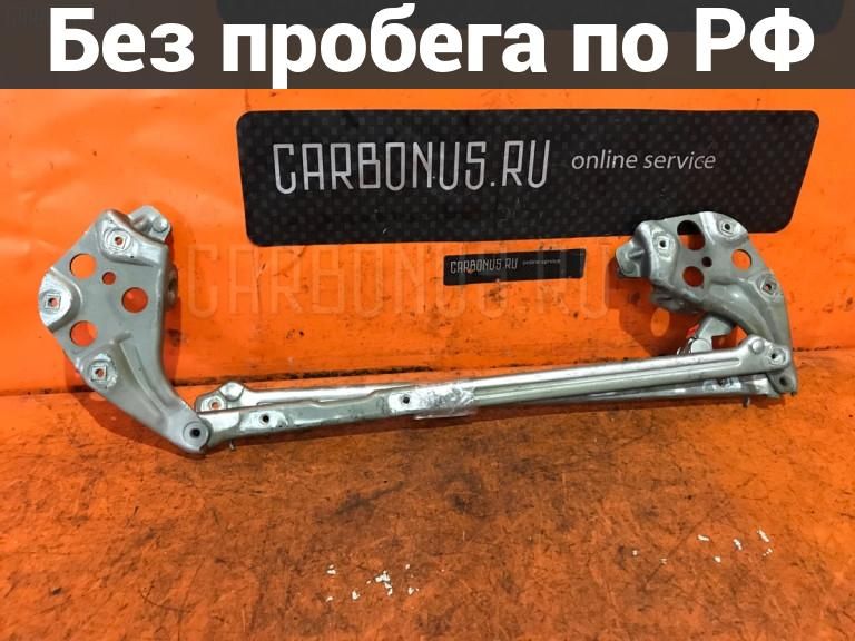 Кронштейн капота с пробегом Mercedes-benz E-class W210.065