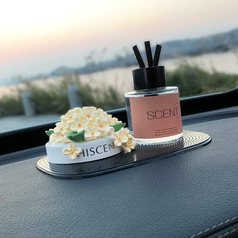 Серебряный османтус ароматерапевтический набор для салона автомобиля с безпламенным диффузором и 20 мл эфирного масла