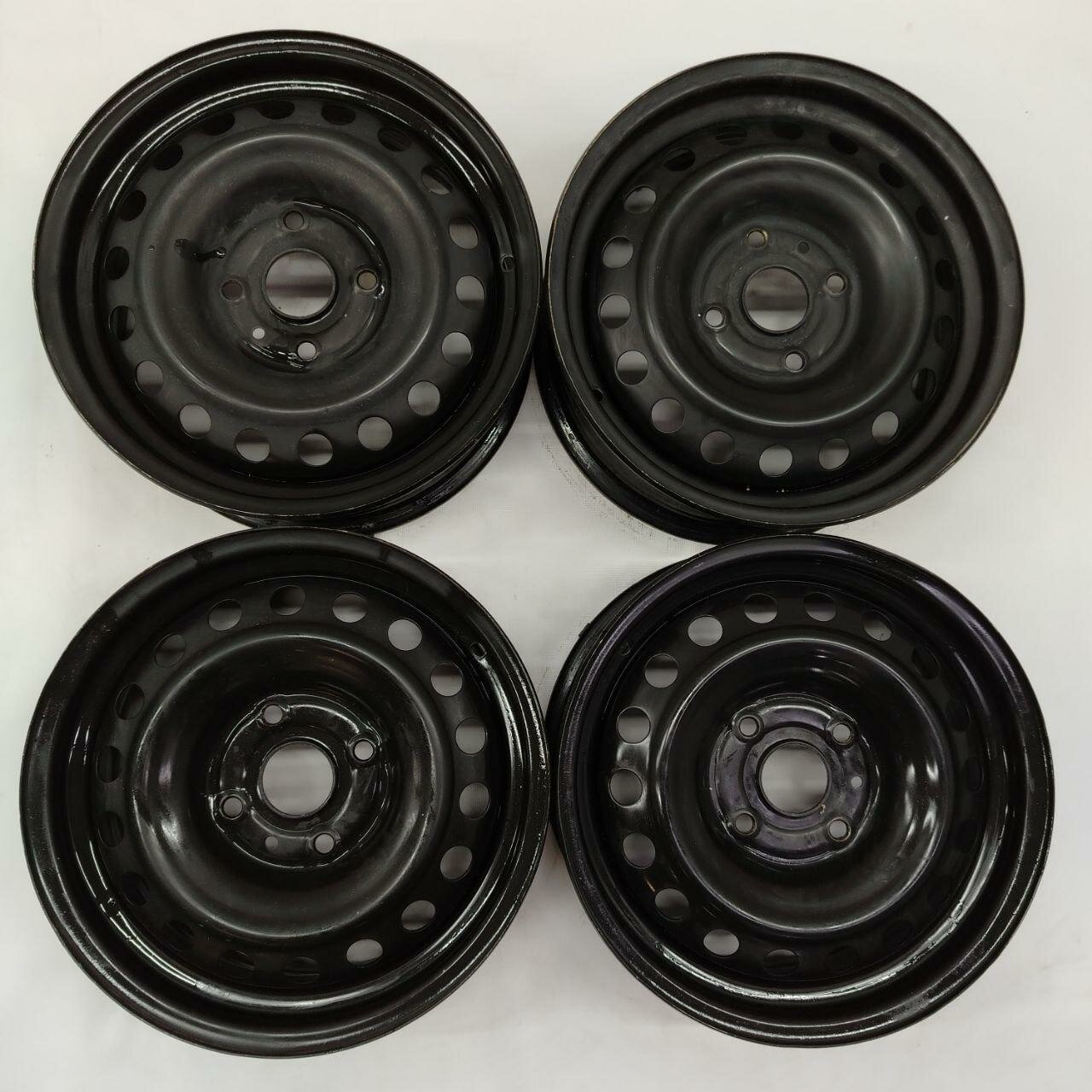 Колесные диски Штампованные 15x6 PCD 4x114.3 D56.6 ET44 (Реплика)