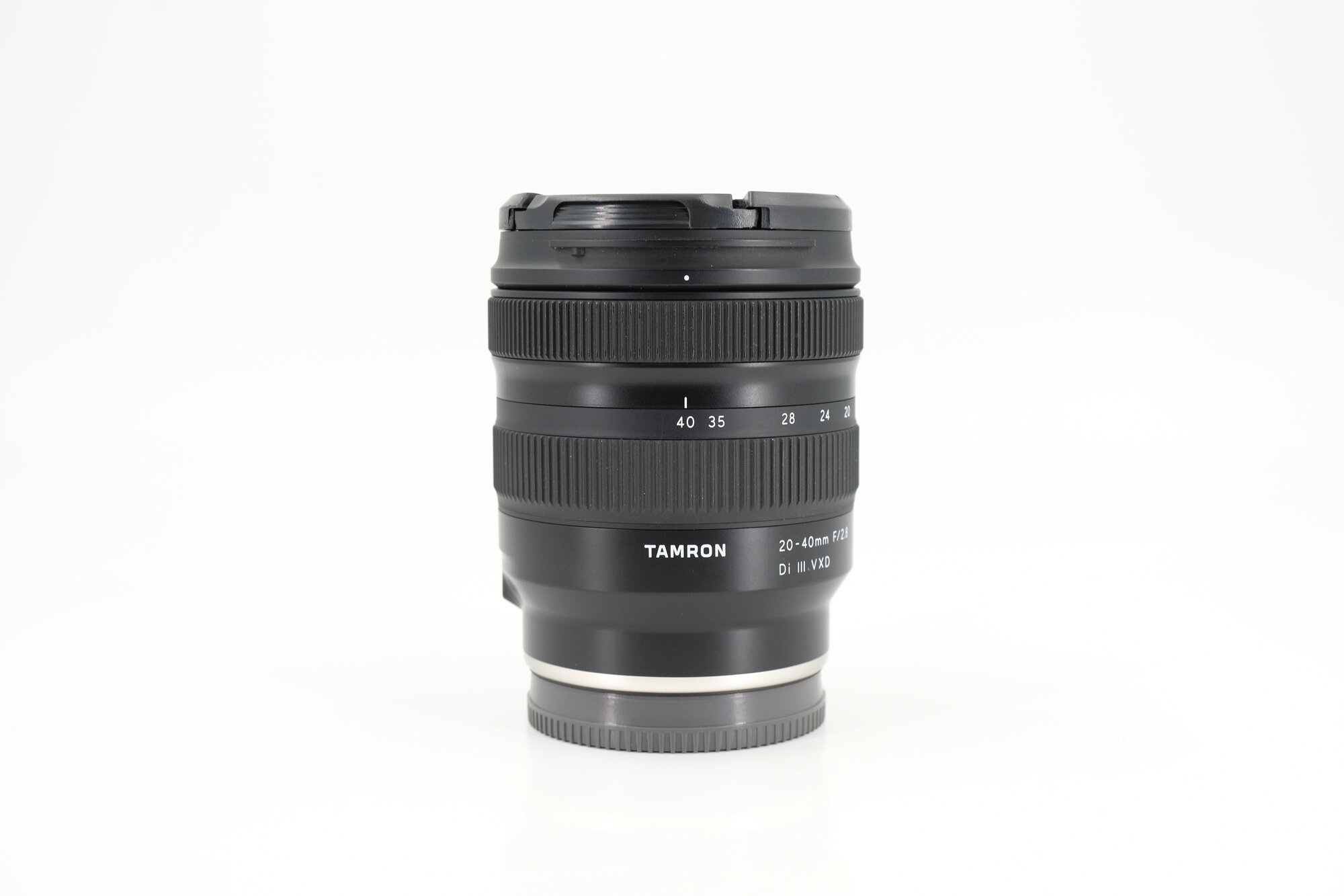 Tamron 20-40mm f/2.8 Di III VXD Sony E