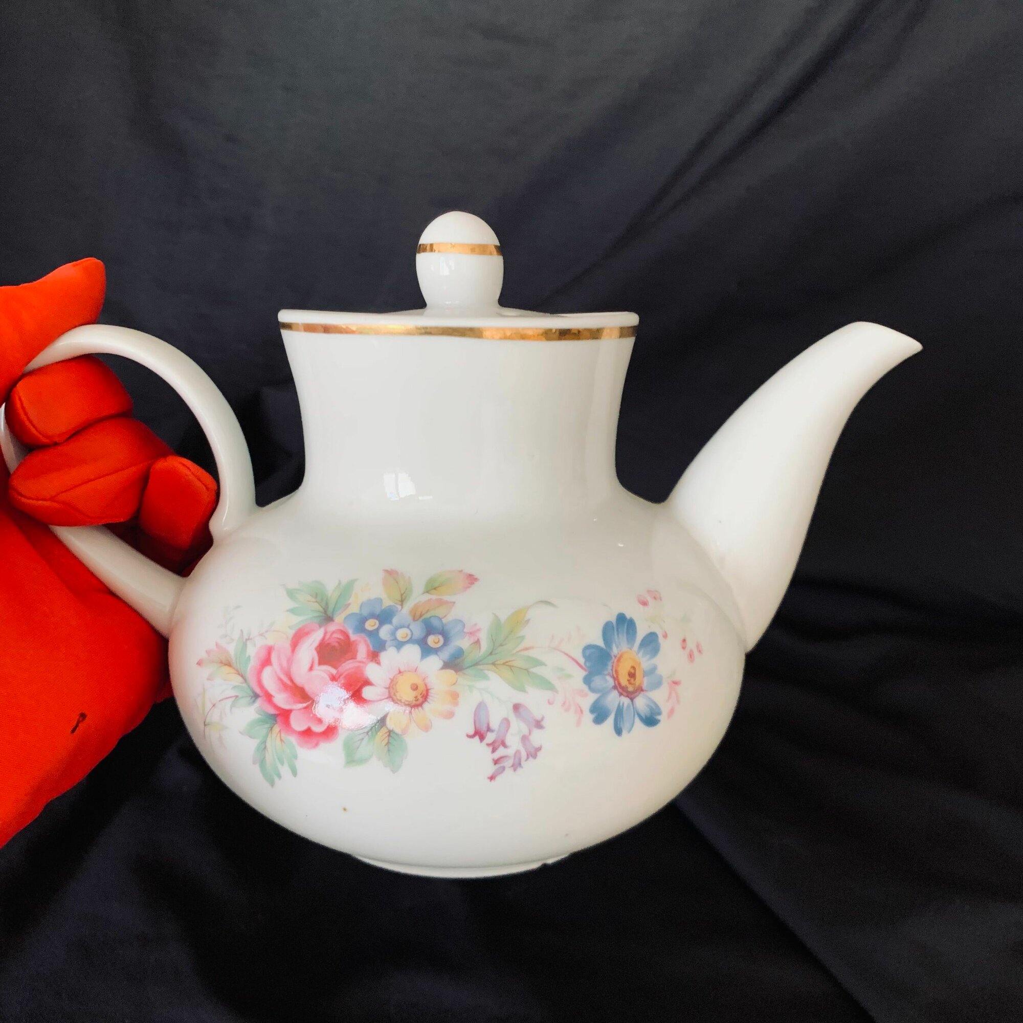 Фарфоровый чайник Вербилки 1991 г.