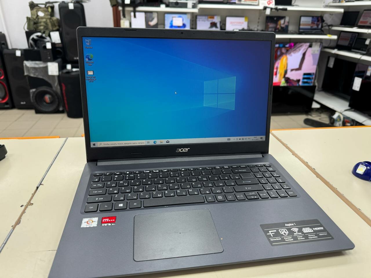 Ноутбук Acer Aspire 1, AMD Silver 3050u, 4/128 Гб SD, 14 дюймов, Win10, б/у, уценен , серый