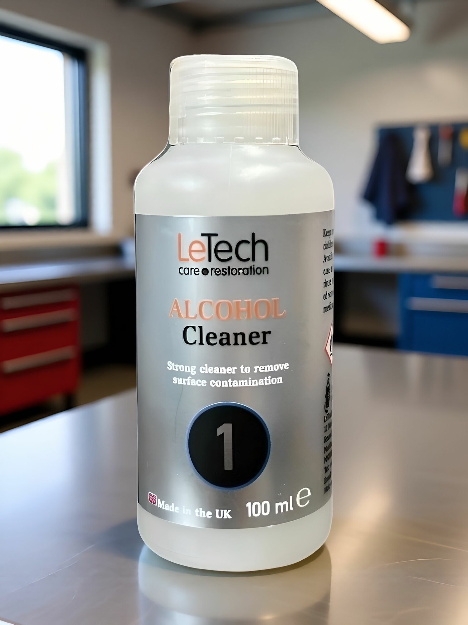 Средство для обезжиривания кожи профессиональное Alcohol Cleaner 100 мл