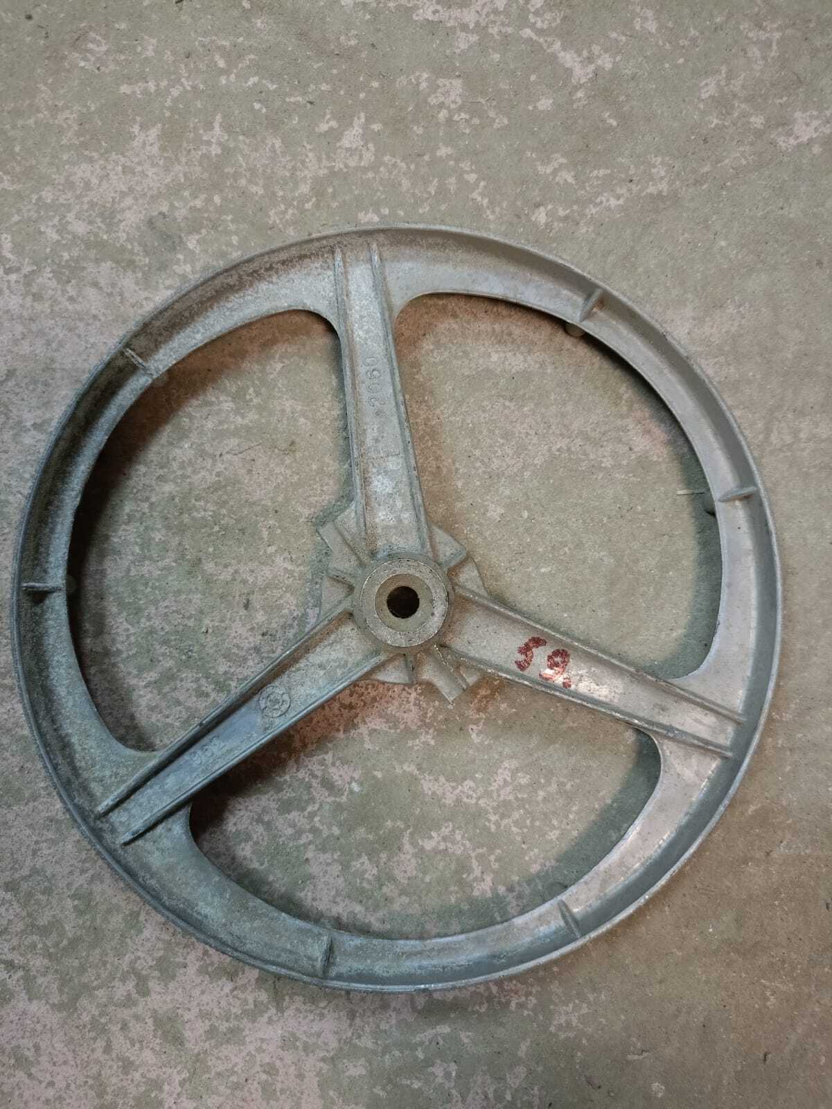 WFB1640EU ктш59 Шкив стиральной машины Bosch 3961022 б/у