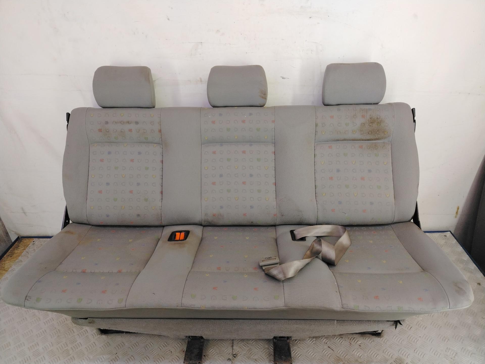 Сиденье заднее Volkswagen Caravelle T4 (1991 - 2003)