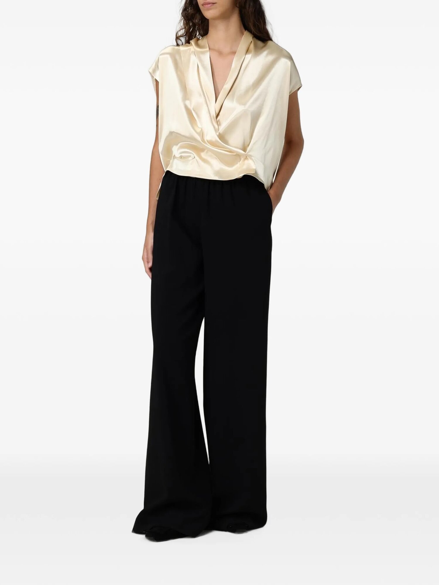 Блуза Alberta Ferretti Satin-finish draped blouse, размер 40 — фото 1