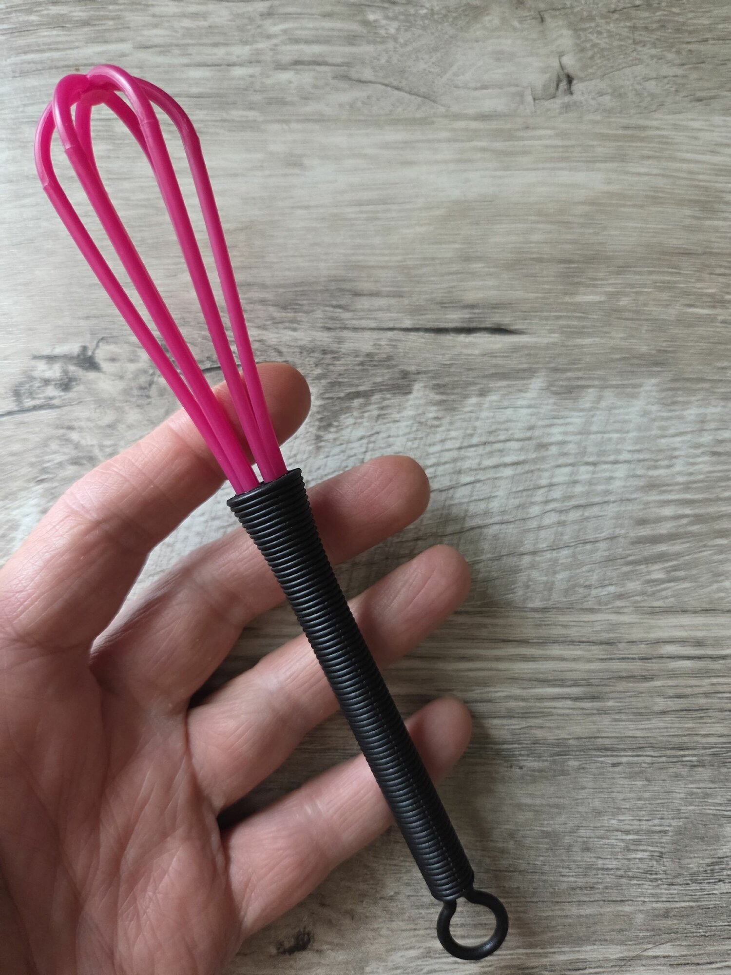 Венчик парикмахерский Keratin Tools для смешивания составов, розовый — фото 1